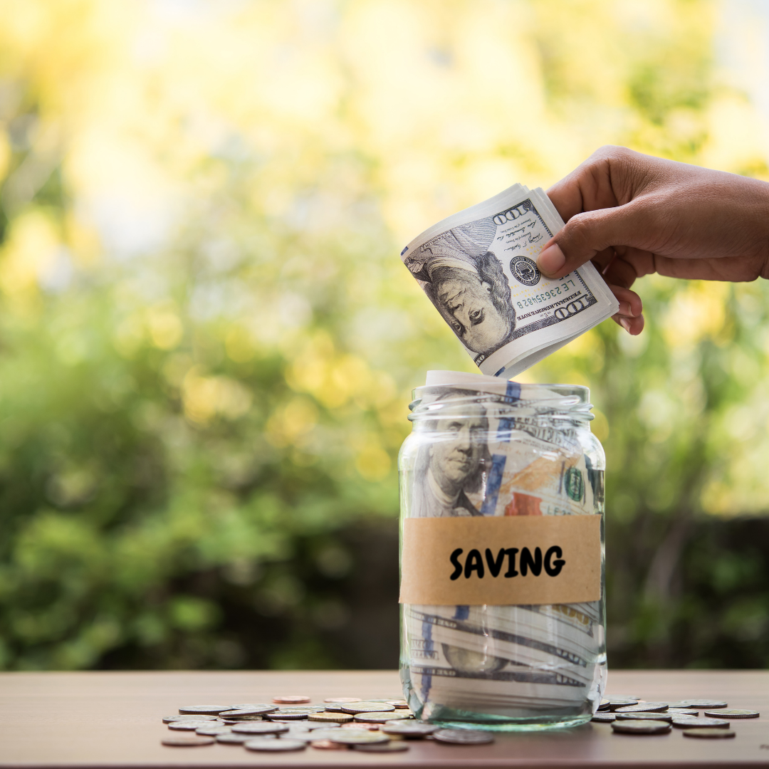 Easy Ways To Save Money While Living In An Apartment : Apartment Living ...