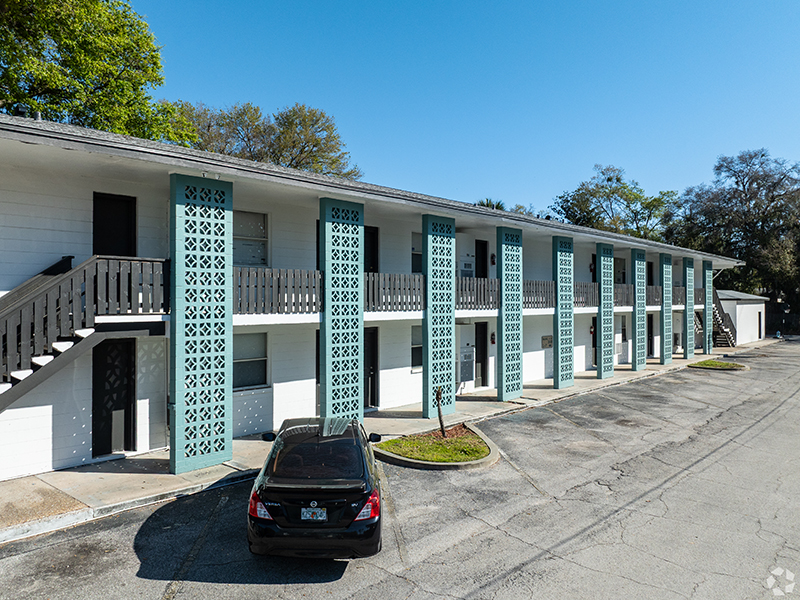 Apartments for Rent in Jacksonville, FL | Photos of Caroline Village ...